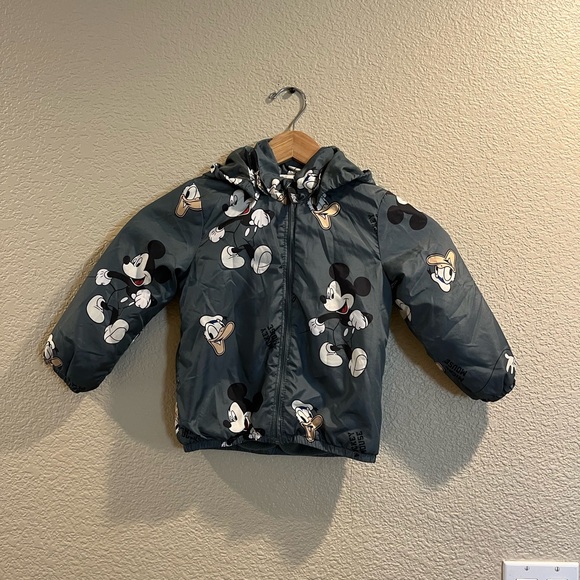 H&M | Jackets & Coats | Hm Disney Kids Mickey Mouse Charcoal Puffer ...